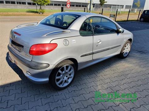 Peugeot 206 Cc 16 16v Salvage Vehicle 2001 Silver Grey