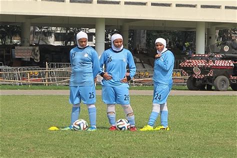 این دختر ایرانی بهترین بازیکن فوتبال دختران زیر 14 سال آسیا شدعکس