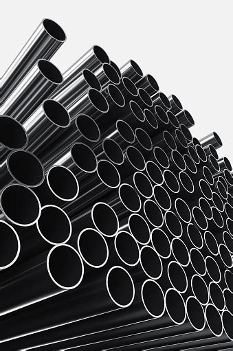 흰색 배경에 금속 파이프의 클로즈업 흰색 배경에 고립 된 철 파이프 더미 3d 렌더 일러스트레이션 배수관에 대한 스톡 사진 및 기타 이미지 Istock