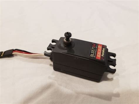 Futaba BLS571SV Servo For Touring Like New R C Tech Forums