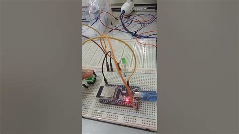 led push button esp32 belajar elektronik esp32project youtube