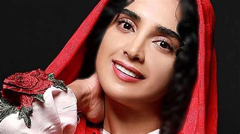 عکس لو رفته الهه حصاری در استادیوم آزادی چهره جذاب بدو آرایش خانمب