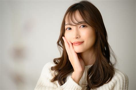 冬のメイク崩れの原因って？正しいスキンケアとメイクで対策を！｜カラダクリアー