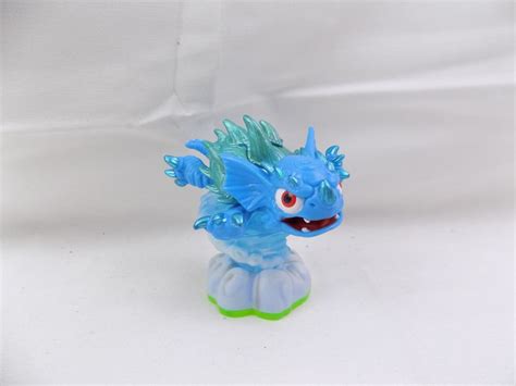 Skylanders Spyros Adventure Warnado Figure Starboard Games