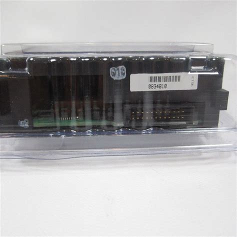 240 VAC Isolated GE 8 Points IC200MDL244 VersaMax Discrete Input Module