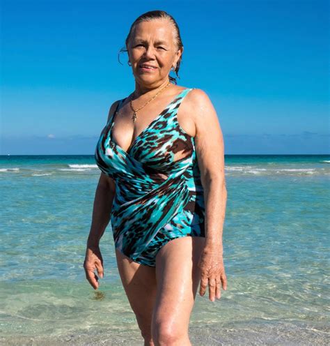 Old Lady In Swimsuit Swimsuits For Older Women Swimsuits One Piece