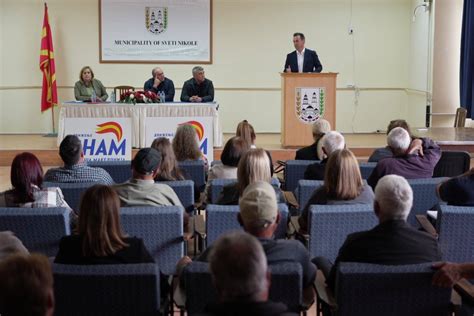 Движење ЗНАМ За Наша Движење ЗНАМ За Наша Македонија