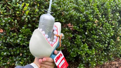 ‘jaws 50th Anniversary Sipper Now Available At Universal Orlando Resort Chip And Company