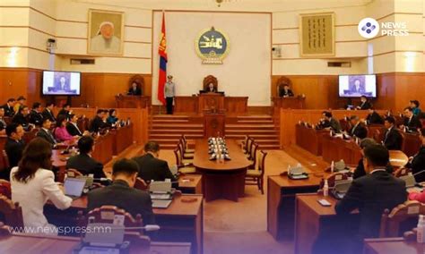 ЧУУЛГАН Эрүүл мэндийн даатгалын Үндэсний зөвлөлийн зарим гишүүнийг чөлөөлөх томилох тухай