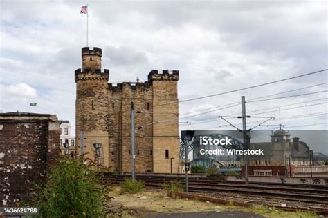 뉴캐슬 성곽과 Tyne Bridge의 전망 센트럴 역 뉴캐슬 어폰 타인 영국 0명에 대한 스톡 사진 및 기타 이미지 0명 개념 개념과 주제 Istock