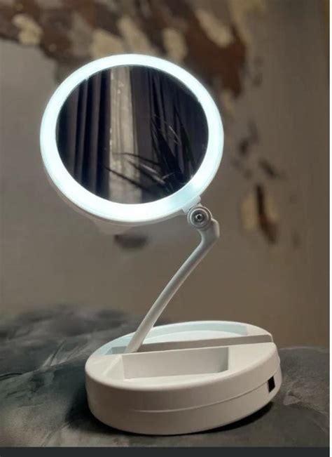 Дзеркало для макіяжу з підсвіткою дзеркало лед косметичне дзеркало — ціна 315 грн у каталозі