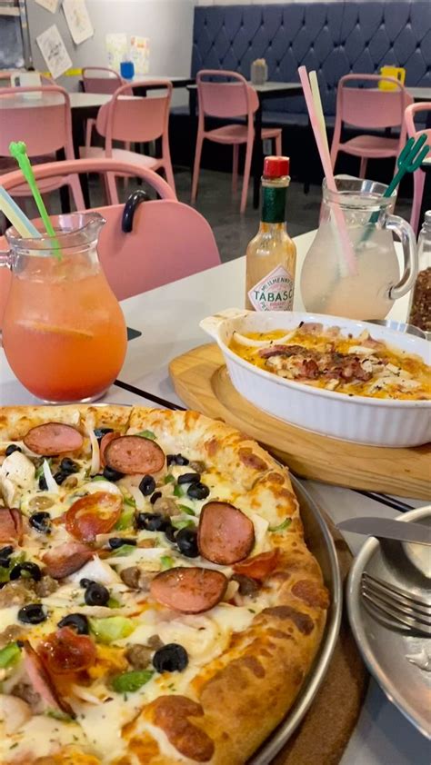 스트레스는 먹는거로 푸는거지 요즘날씨가 야장의계절이죠 역시 야장은 을지로👍🏻👍🏻👍🏻 을지로입구 명동쪽에도 이렇게 야장이잇는지 몰랏눈데 힙지로보다 조은거가태요🧡