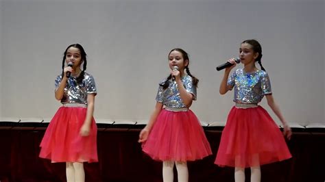 В ГККЗ «Чермен прошел гала концерт фестиваля осетинского национального