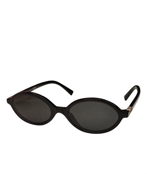 Miu Miu Черные пластиковые солнцезащитные очки для женщин купить в интернет магазине с доставкой