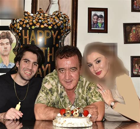 عکس فوق زننده خانم بازیگر مریم مقدس مریم رضوی در امریکا رد داد