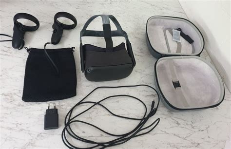 Oculus Quest Gb Vr Brille Komplettset Kaum Genutzt Kaufen Auf Ricardo