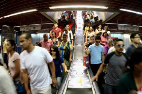 É possível acabar com casos de abuso sexual no metrô Exame