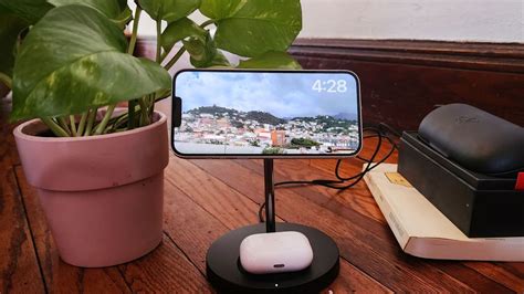 IOS Standby Mode You Re Using It Wrong If You Don T Have This Accessory Laptop Mag