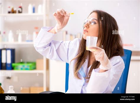 Female Beautiful Biochemist Working In The Lab Stock Photo Alamy