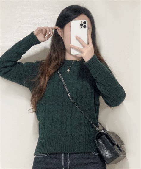 [도톰 겨울까지 쭉~] 클래식 라운드넥 꽈배기 니트 에이블리