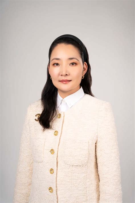 эрдэс баялгийн уурхайчны хууль эрх зүйн уул уурхайгаар эдийн засагт Miningweek2024