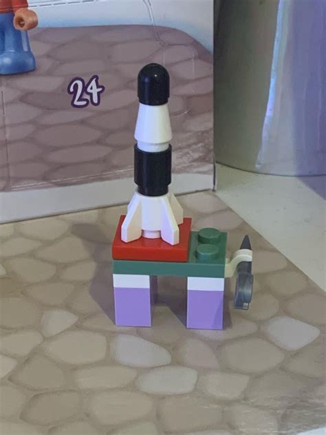 Lego Friends Advent Calendar So Far Will Someone Please Tell Me What Day 4 Is R Lego