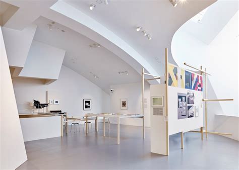Vitra Design Museum Hosts Major Bauhaus Retrospective