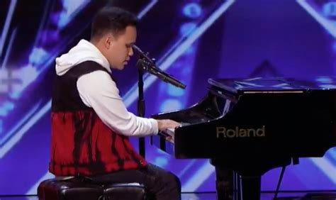 Blind And Autistic Americas Got Talent Singer Absolutely Stuns Judges And Audience Maxim