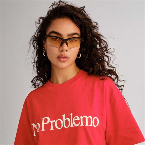 Pluto Matte Black Uni Sex Shield Sunglasses Le Specs