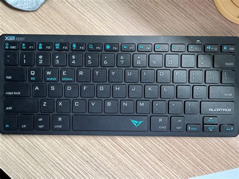 Wireless Keyboard Xplorer Go 100BT Computers Tech Parts Accessories Computer Keyboard