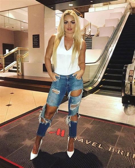 Pin By Stu Bro On Mandy Rose Wwe Girls Womens Wrestling Bikini Line