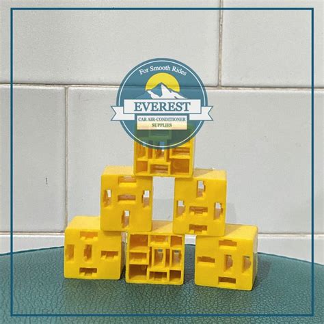 Jual Soket Socket Relay Rellay Kuning 4 Kaki 5 Kaki Rumah Rellay Kosongan Murah Shopee Indonesia