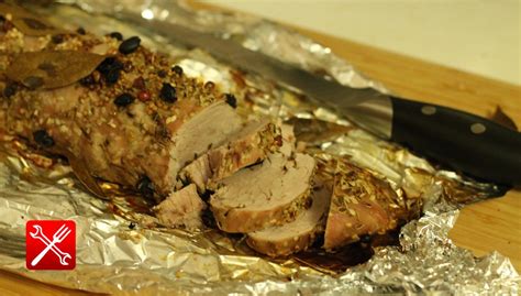 Запеченная свиная вырезка в фольге в духовке пошаговый рецепт с фото