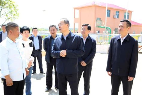 孙洪山赴上饶市鄱阳县调研全省优化县域义务教育资源配置工作江西省教学点