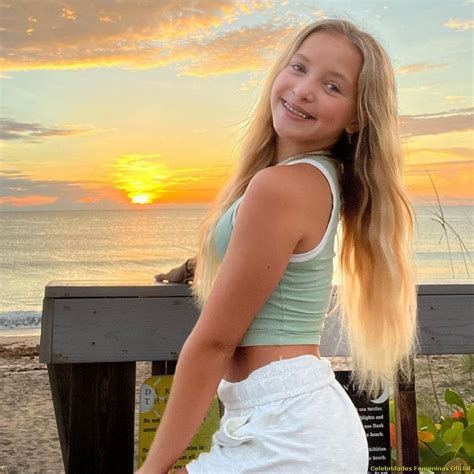Celebridades Femeninas Oficial Lilliana Ketchman Esta Lindura Tiene