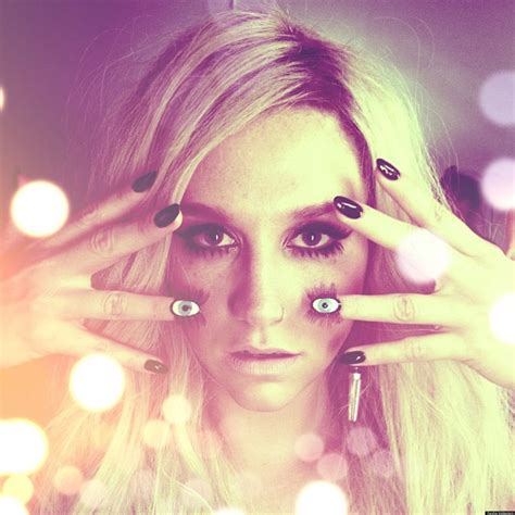 Ke Ha Talks Ghost Sex Glitter Her Upcoming Tour For HuffPost S Nofilter HuffPost