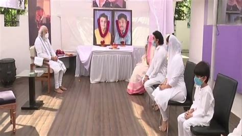 ગુજરાતી ફિલ્મના સુપરસ્ટાર હતા પિતા કાકા હતા સિંગર આવો છે કનોડિયા પરિવાર Gujarati News