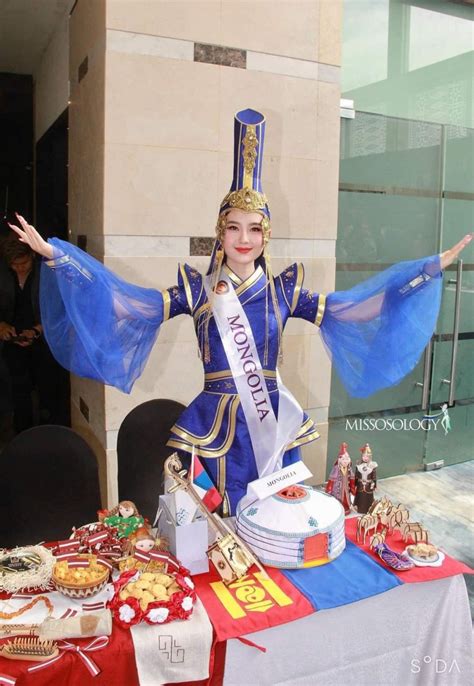 Б Хүслэн олон улсын миссийн тэмцээнээс 5 шагнал хүртэж Дэд мисс боллоо