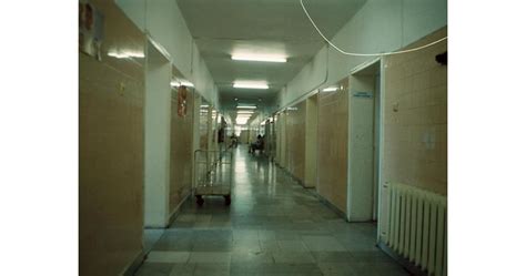 Лекари върнаха към живота момичето в кома