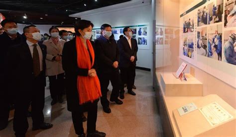 铭记2020，弘扬伟大抗疫精神！连一医大型抗疫展在市博物馆正式开展 搜狐大视野 搜狐新闻