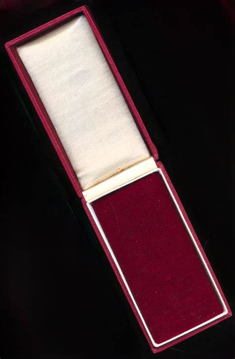 Aberdeen Medals United States Silver Star Maroon Burgundy Empty Medal Case Of Issue Only