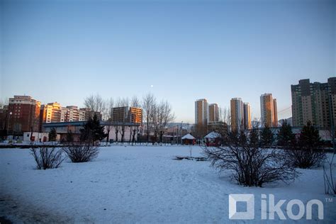 Улаанбаатарт шинэ орон сууцны нэг метр квадрат талбайн дундаж үнэ ₮4 сая бол хуучных ₮3 6 саяд