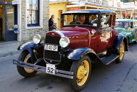 무료 이미지 빈티지 자동차 의자 가마 오래된 자동차 권위 있는 자동차 쇼 화살통 클래식 카 빈테가카 오토 쇼 수선화 복원 된 자동차