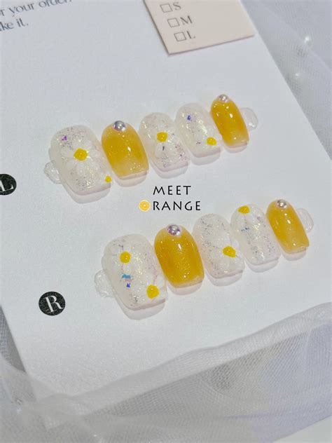 35 Yellow Fake Nails Summer Nails 3d Daisy Nails Flower Nails