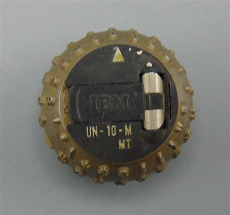 IBM Selectric Typeball Element UN 10 M Univers 10 Y Medium