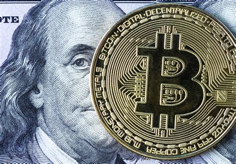 Стоимость биткоина опустилась ниже 85 тысяч долларов США Вечёрка