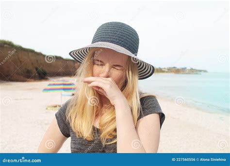 Manifestations Of An Allergic Reaction To The Sun Photodermatitis Caused By Ultraviolet