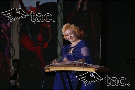 Ятгын хатан хаан шинэ үсний өнгөө гайхуулав – ТАС.МН