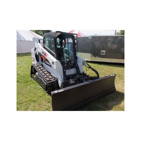 Heavy Duty Bobcat Loader With An All Wheel Drive System For Optimal