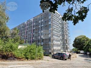 Извършва се саниране на първи блок на студентските общежития на Стопанската академия в Свищов Утро